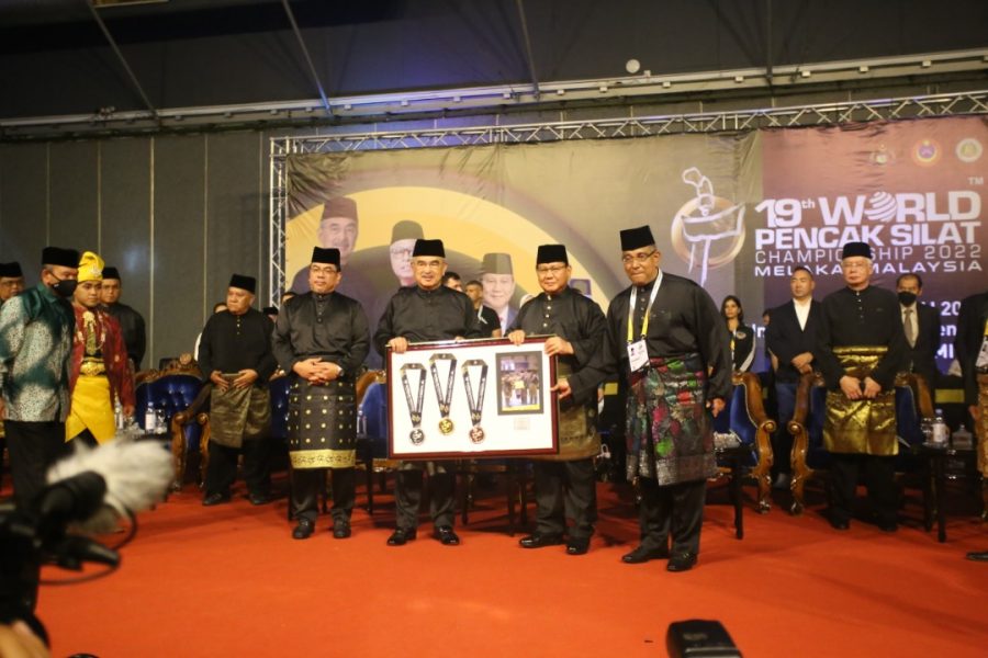 YANG DI-PERTUA NEGERI MELAKA TUN MOHD. ALI MOHD. RUSTAM INAUGURATES ...